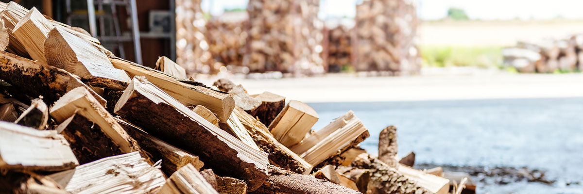 Heizen mit Holz – Lohnt sich das eigentlich? - Ratgeber @ diybook.de